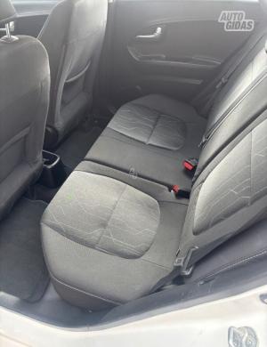 Blue Kia Picanto 2012 in Kaunas, with an engine capacity of 1.20 L and mileage of 98 thousand km for 3400 €, photo 13 on AUTOMOTO.COM.LV