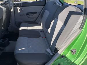 Zaļš Kia Picanto 2005 Daugavpils, ar dzinēja tilpumu 1.00 L un nobraukumu 171 tūkst. km par 1199 €, foto 19 vietnē AUTOMOTO.COM.LV