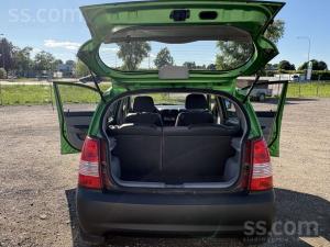 Zaļš Kia Picanto 2005 Daugavpils, ar dzinēja tilpumu 1.00 L un nobraukumu 171 tūkst. km par 1199 €, foto 23 vietnē AUTOMOTO.COM.LV