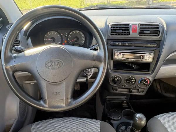 Zaļš Kia Picanto 2005 Daugavpils, ar dzinēja tilpumu 1.00 L un nobraukumu 171 tūkst. km par 1199 €, foto 10 vietnē AUTOMOTO.COM.LV