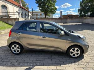 Grey Kia Picanto 2012 in Tallinn, with an engine capacity of 1.20 L and mileage of 179 thousand km for 3490 €, photo 3 on AUTOMOTO.COM.LV