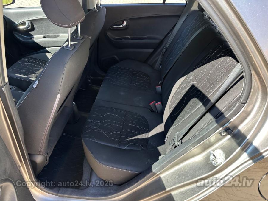 Grey Kia Picanto 2012 in Tallinn, with an engine capacity of 1.20 L and mileage of 179 thousand km for 3490 €, photo 13 on AUTOMOTO.COM.LV