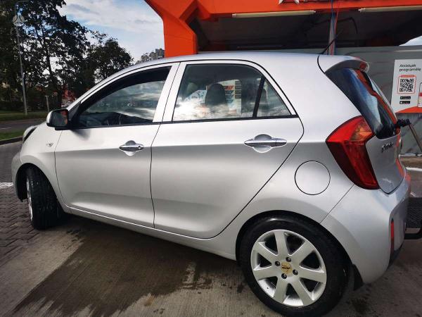 Pelēks Kia Picanto 2015 Viļņa, ar dzinēja tilpumu 1.25 L un nobraukumu 98 tūkst. km par 6590 €, foto 7 vietnē AUTOMOTO.COM.LV