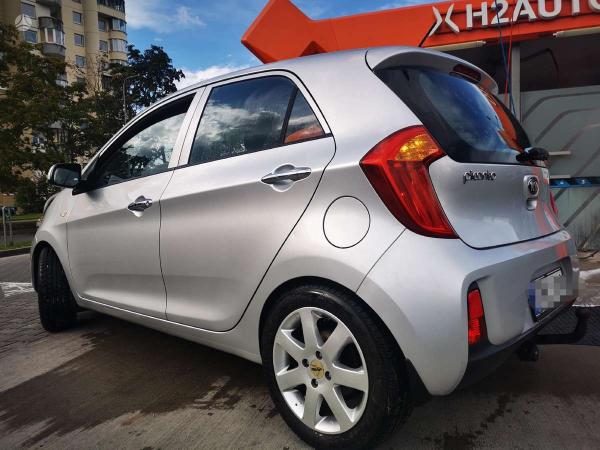 Grey Kia Picanto 2016 in Vilnius, with an engine capacity of 1.25 L and mileage of 84 thousand km for 5990 €, photo 5 on AUTOMOTO.COM.LV