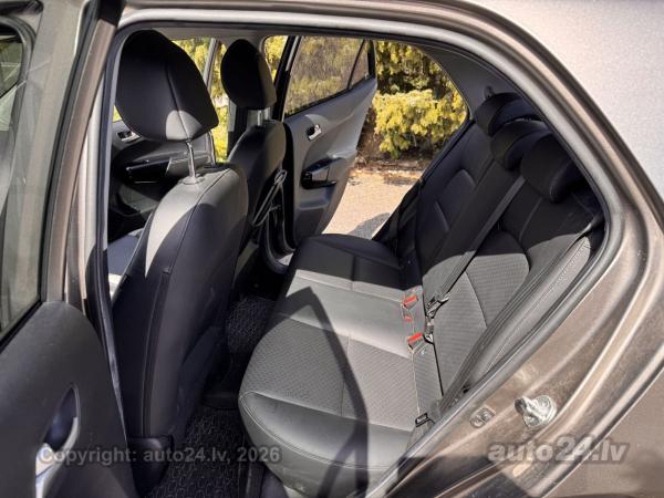 Grey Kia Picanto 2020 in Kuressaare, with an engine capacity of 1.20 L and mileage of 91 thousand km for 10500 €, photo 5 on AUTOMOTO.COM.LV