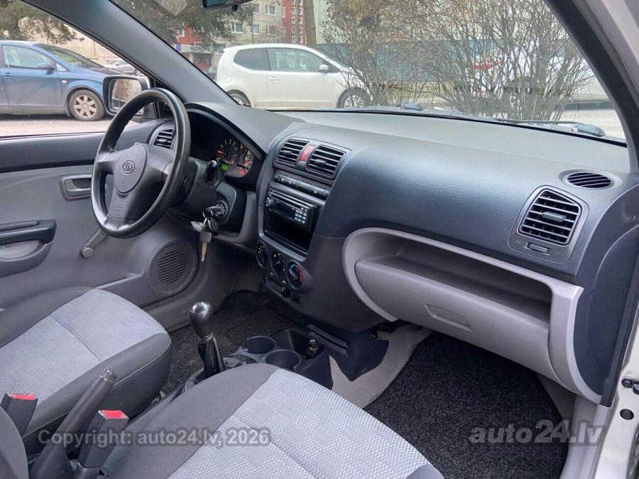 Kia Picanto 2005 Tallina, ar dzinēja tilpumu 1.10 L un nobraukumu 119 tūkst. km par 999 €, foto 11 vietnē AUTOMOTO.COM.LV
