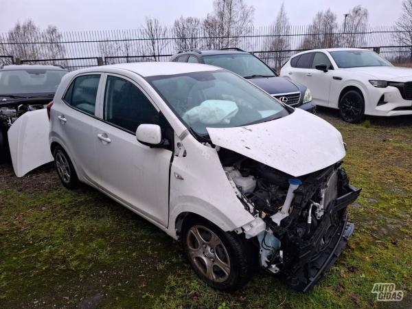 Kia Picanto 2018 in Panevezys, with an engine capacity of 1.30 L and mileage of 40 thousand km for 3200 €, photo 7 on AUTOMOTO.COM.LV