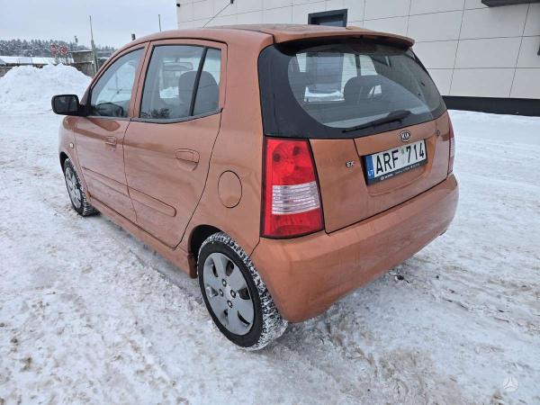 Orange Kia Picanto 2005 in Vilnius, with an engine capacity of 1.09 L and mileage of 72 thousand km for 1300 €, photo 4 on AUTOMOTO.COM.LV