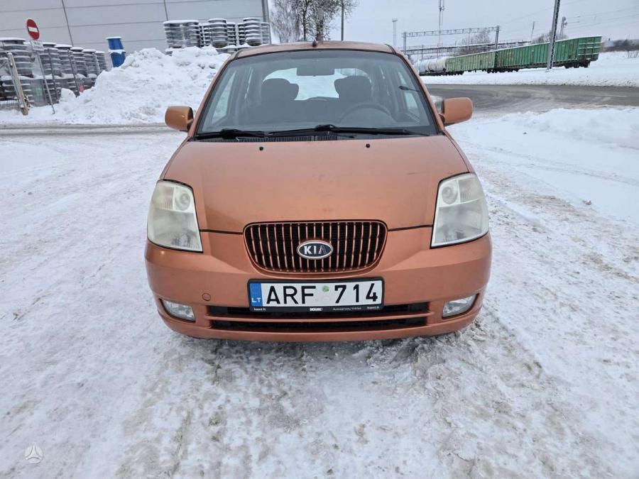 Orange Kia Picanto 2005 in Vilnius, with an engine capacity of 1.09 L and mileage of 72 thousand km for 1200 €, photo 2 on AUTOMOTO.COM.LV