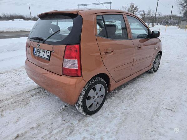 Oranžs Kia Picanto 2005 Viļņa, ar dzinēja tilpumu 1.09 L un nobraukumu 72 tūkst. km par 1200 €, foto 5 vietnē AUTOMOTO.COM.LV