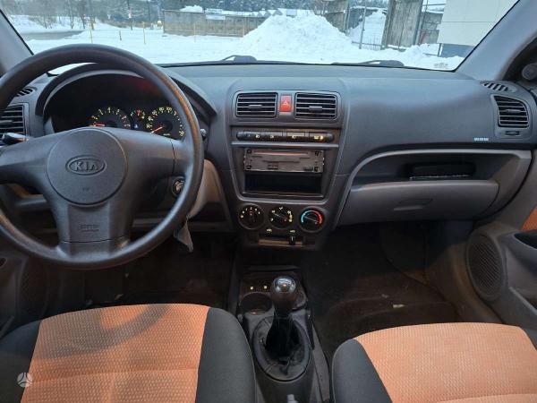Oranžs Kia Picanto 2005 Viļņa, ar dzinēja tilpumu 1.09 L un nobraukumu 72 tūkst. km par 1200 €, foto 10 vietnē AUTOMOTO.COM.LV