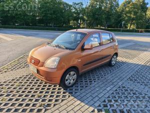 Oranžs Kia Picanto 2005 Ventspils, ar dzinēja tilpumu 1.00 L un nobraukumu 110 tūkst. km par 1000 €, foto  vietnē AUTOMOTO.COM.LV