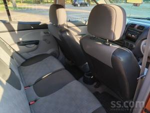 Oranžs Kia Picanto 2005 Ventspils, ar dzinēja tilpumu 1.00 L un nobraukumu 110 tūkst. km par 1000 €, foto 10 vietnē AUTOMOTO.COM.LV