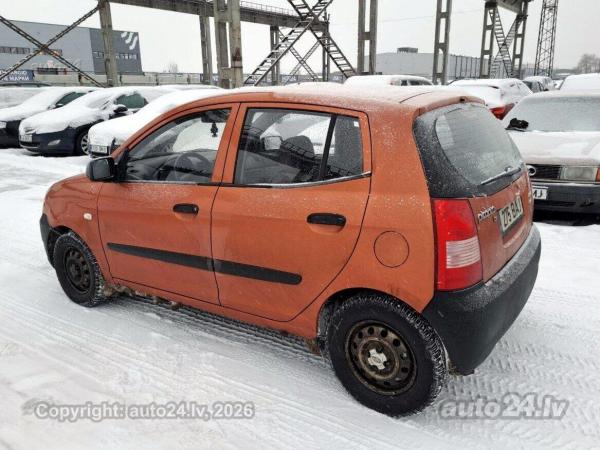Orange Kia Picanto 2007 in Tallinn, with an engine capacity of 1.10 L and mileage of 116 thousand km for 599 €, photo 4 on AUTOMOTO.COM.LV