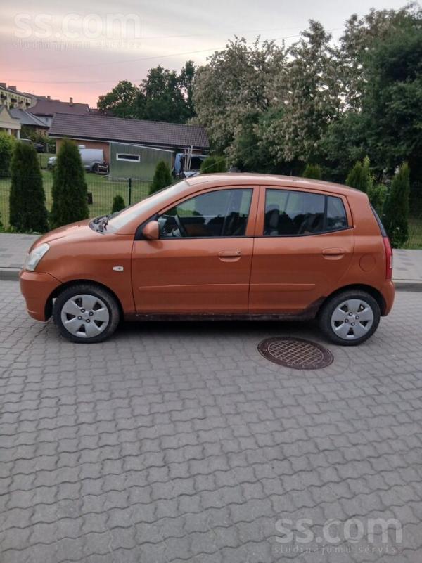 Orange Kia Picanto 2007 in Dobele, with an engine capacity of 1.10 L and mileage of 146 thousand km for 900 €, photo 2 on AUTOMOTO.COM.LV