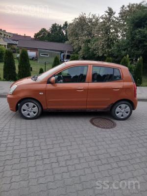 Oranžs Kia Picanto 2007 Dobele, ar dzinēja tilpumu 1.10 L un nobraukumu 146 tūkst. km par 900 €, foto 3 vietnē AUTOMOTO.COM.LV