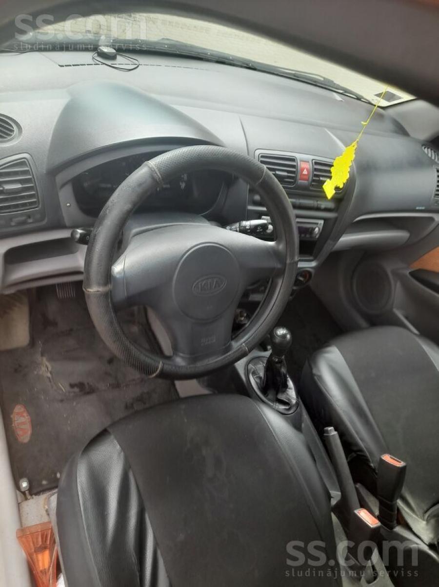 Oranžs Kia Picanto 2007 Dobele, ar dzinēja tilpumu 1.10 L un nobraukumu 138 tūkst. km par 700 €, foto 3 vietnē AUTOMOTO.COM.LV