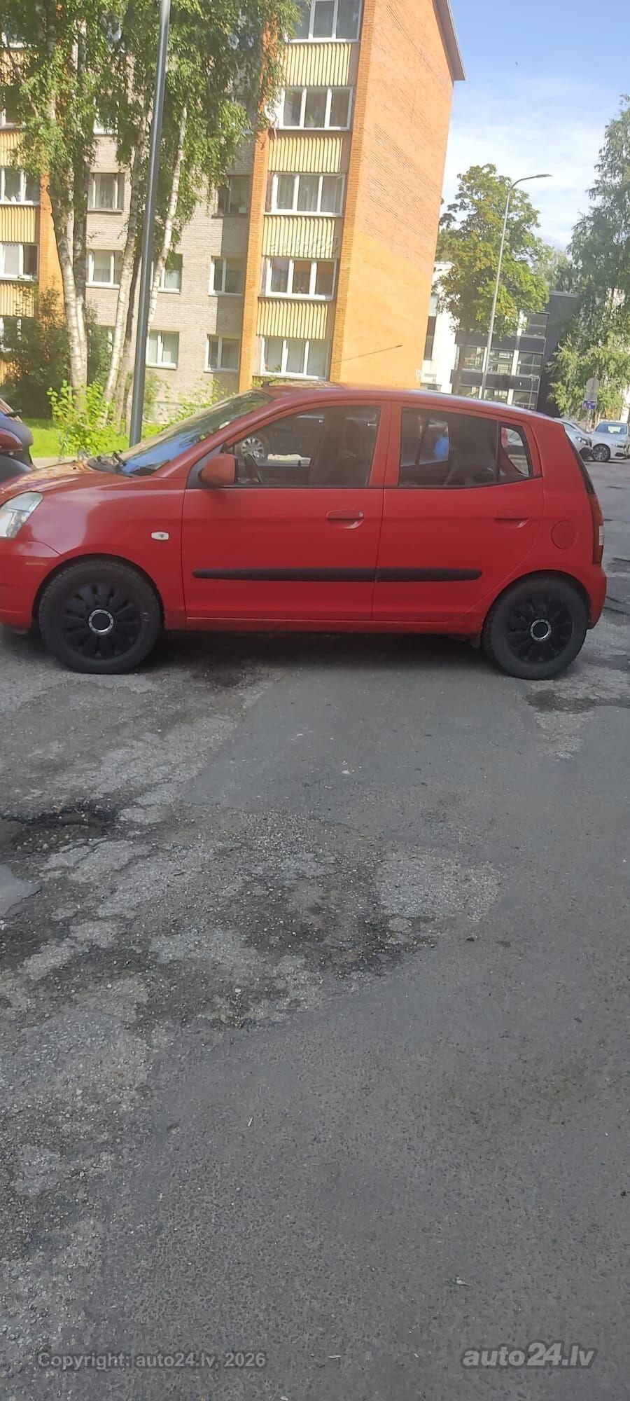 Red Kia Picanto 2005 in Tallinn, with an engine capacity of 1.10 L and mileage of 109 thousand km for 1999 €, photo 3 on AUTOMOTO.COM.LV