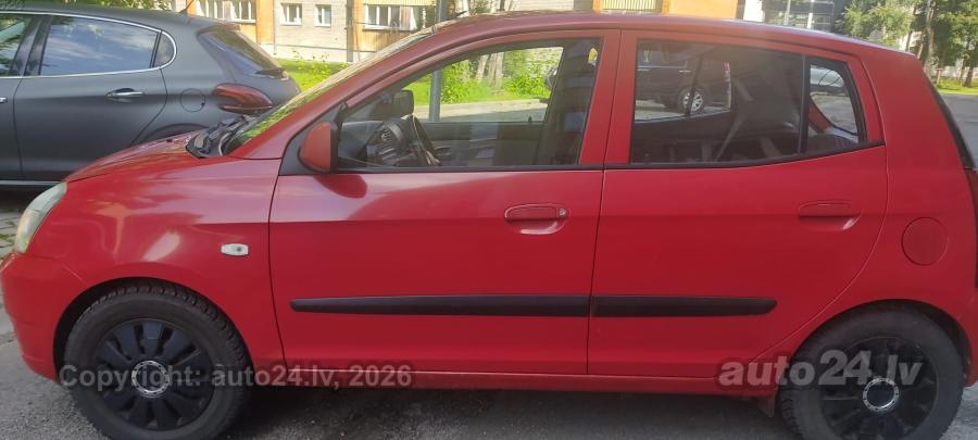 Red Kia Picanto 2005 in Tallinn, with an engine capacity of 1.10 L and mileage of 109 thousand km for 1999 €, photo 4 on AUTOMOTO.COM.LV