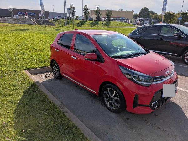 Red Kia Picanto 2022 in Vilnius, with an engine capacity of 1.20 L and mileage of 31 thousand km for 14300 €, photo 3 on AUTOMOTO.COM.LV