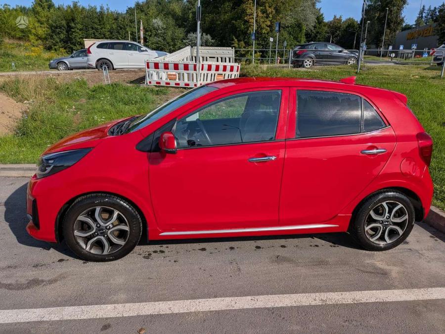 Red Kia Picanto 2022 in Vilnius, with an engine capacity of 1.20 L and mileage of 31 thousand km for 14300 €, photo 5 on AUTOMOTO.COM.LV