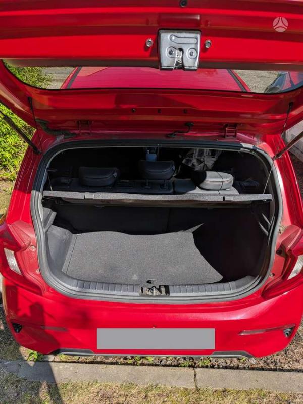 Red Kia Picanto 2022 in Vilnius, with an engine capacity of 1.20 L and mileage of 31 thousand km for 14300 €, photo 10 on AUTOMOTO.COM.LV