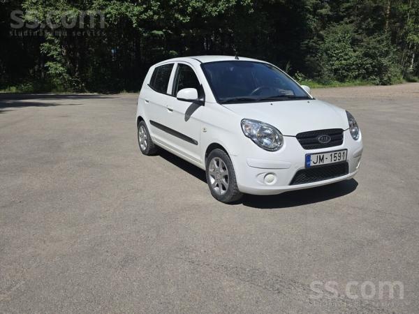 White Kia Picanto 2010 in Riga, with an engine capacity of 1.10 L and mileage of 111 thousand km for 1500 €, photo 4 on AUTOMOTO.COM.LV