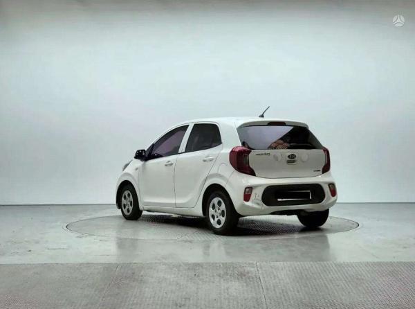 White Kia Picanto 2020 in Vilnius, with an engine capacity of 1.25 L and mileage of 149 thousand km for 5570 €, photo 3 on AUTOMOTO.COM.LV