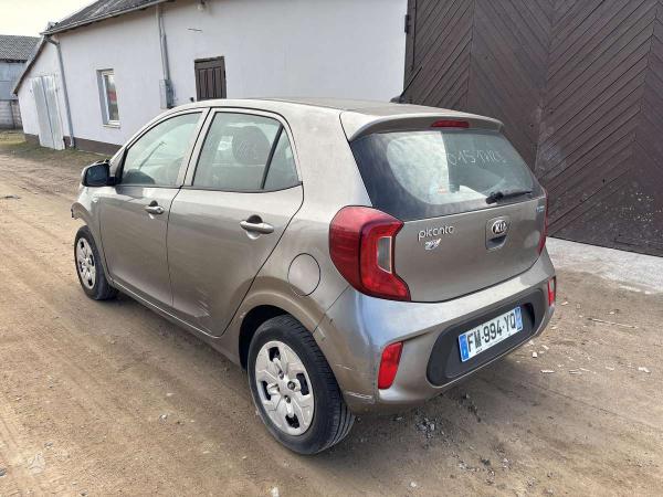 Yellow Kia Picanto 2020 in Taurage, with an engine capacity of 1.00 L and mileage of 49 thousand km for 2100 €, photo 4 on AUTOMOTO.COM.LV