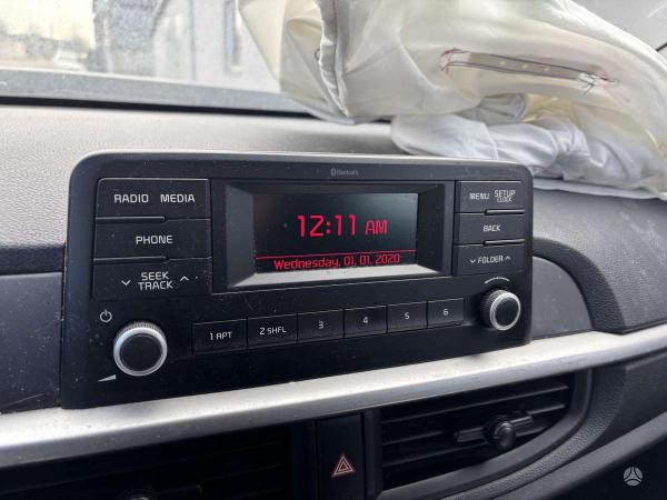 Yellow Kia Picanto 2020 in Taurage, with an engine capacity of 1.00 L and mileage of 49 thousand km for 2100 €, photo 10 on AUTOMOTO.COM.LV