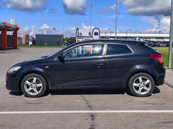 Melns Kia ProCeed 2009 Marijampole, ar dzinēja tilpumu 1.99 L un nobraukumu 260 tūkst. km par 1950 €, foto 6 vietnē AUTOMOTO.COM.LV