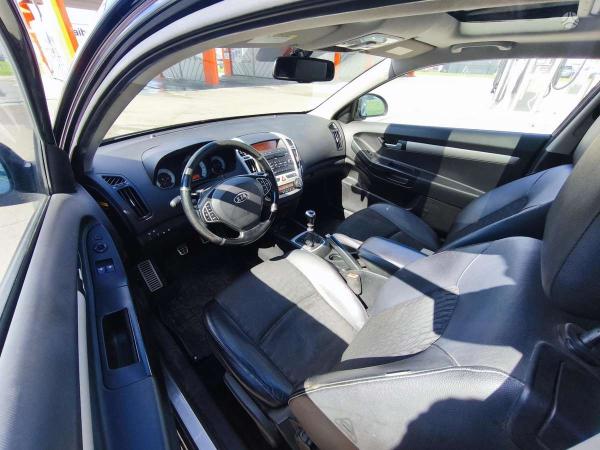 Melns Kia ProCeed 2009 Marijampole, ar dzinēja tilpumu 1.99 L un nobraukumu 260 tūkst. km par 1950 €, foto 10 vietnē AUTOMOTO.COM.LV
