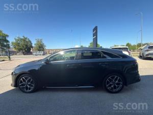 Melns Kia ProCeed 2019 Jelgava, ar dzinēja tilpumu 1.40 L un nobraukumu 57 tūkst. km par 15900 €, foto 3 vietnē AUTOMOTO.COM.LV