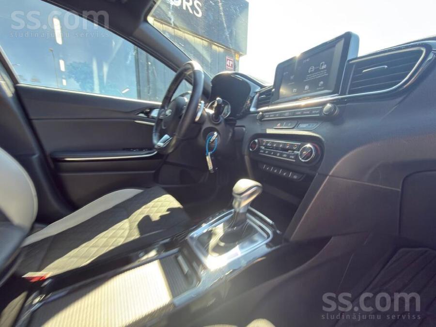 Melns Kia ProCeed 2019 Jelgava, ar dzinēja tilpumu 1.40 L un nobraukumu 57 tūkst. km par 15900 €, foto 15 vietnē AUTOMOTO.COM.LV