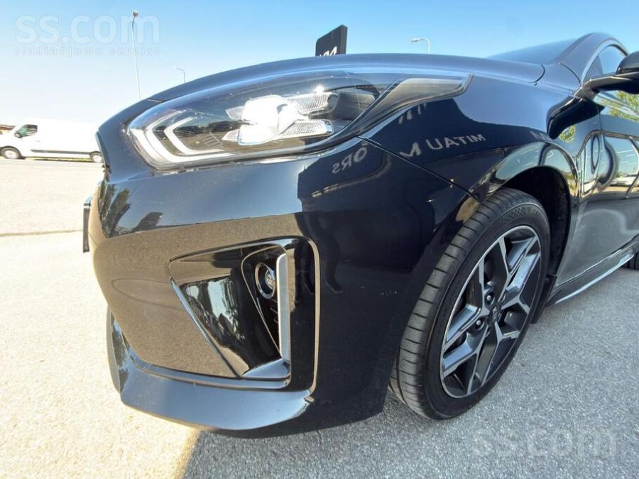 Melns Kia ProCeed 2019 Jelgava, ar dzinēja tilpumu 1.40 L un nobraukumu 57 tūkst. km par 15900 €, foto 17 vietnē AUTOMOTO.COM.LV