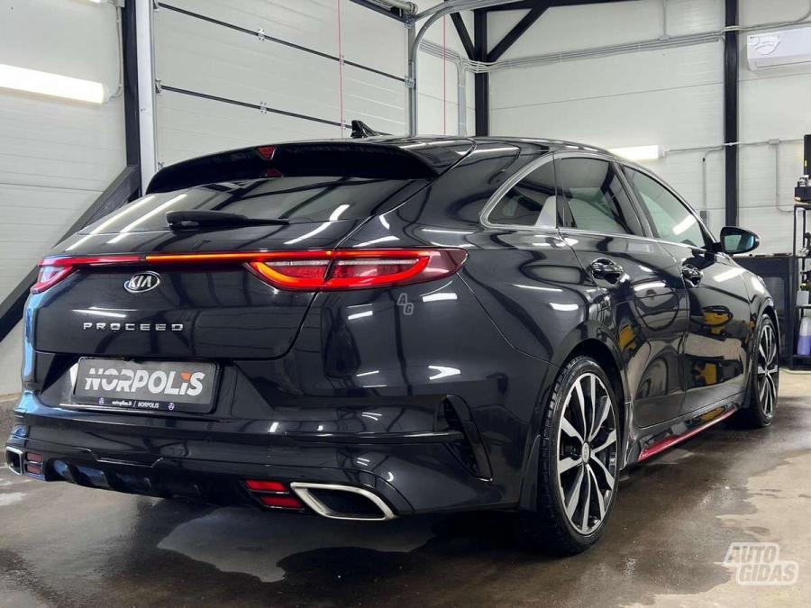 Melns Kia ProCeed 2019 Aukštieji Rusokai, ar dzinēja tilpumu 1.60 L un nobraukumu 120 tūkst. km par 14900 €, foto 9 vietnē AUTOMOTO.COM.LV