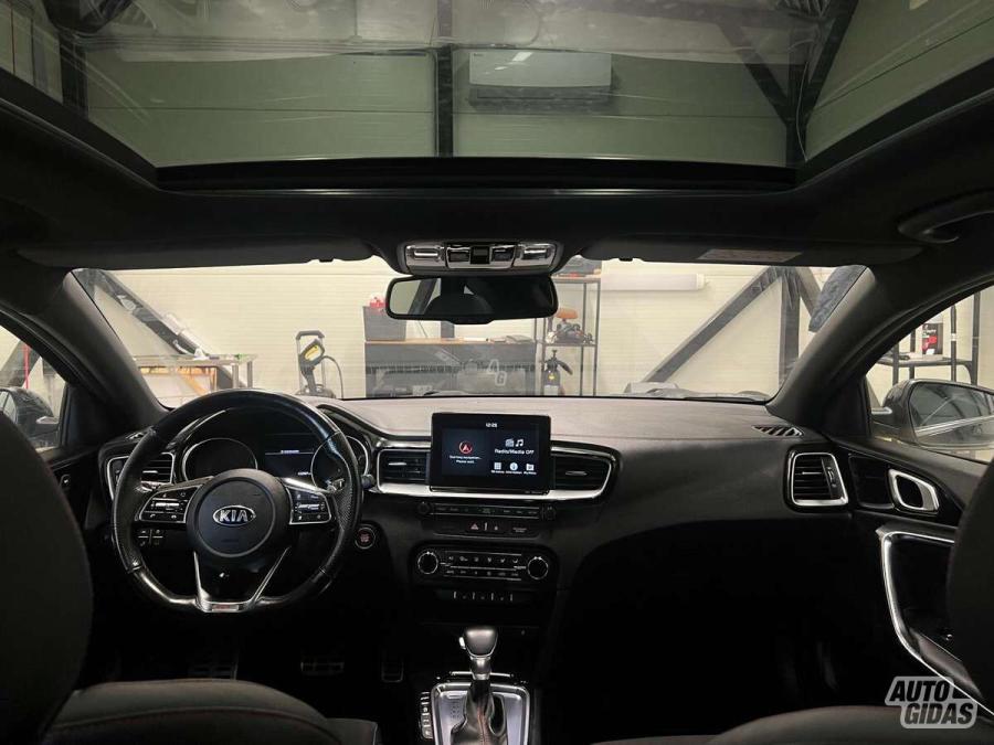 Melns Kia ProCeed 2019 Aukštieji Rusokai, ar dzinēja tilpumu 1.60 L un nobraukumu 120 tūkst. km par 14900 €, foto 32 vietnē AUTOMOTO.COM.LV