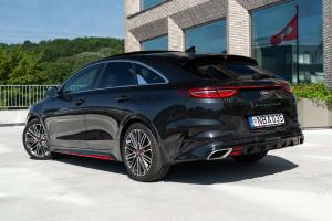 Melns Kia ProCeed 2019 Viļņa, ar dzinēja tilpumu 1.60 L un nobraukumu 113 tūkst. km par 16100 €, foto 9 vietnē AUTOMOTO.COM.LV