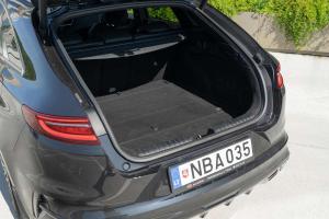 Melns Kia ProCeed 2019 Viļņa, ar dzinēja tilpumu 1.60 L un nobraukumu 113 tūkst. km par 16100 €, foto 12 vietnē AUTOMOTO.COM.LV