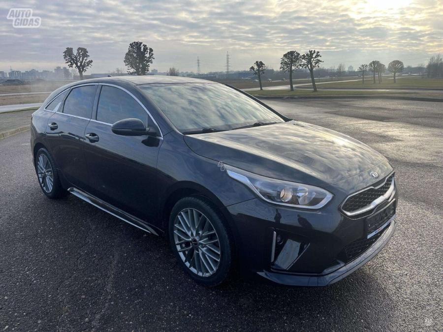Melns Kia ProCeed 2020 Kauņa, ar dzinēja tilpumu 1.00 L un nobraukumu 55 tūkst. km par 12400 €, foto 3 vietnē AUTOMOTO.COM.LV