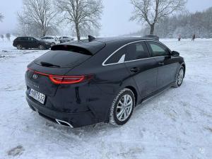 Black Kia ProCeed 2020 in Kaunas, with an engine capacity of 1.00 L and mileage of 59 thousand km for 12999 €, photo 5 on AUTOMOTO.COM.LV