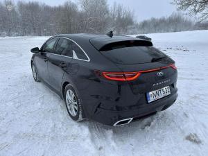 Black Kia ProCeed 2020 in Kaunas, with an engine capacity of 1.00 L and mileage of 59 thousand km for 12999 €, photo 7 on AUTOMOTO.COM.LV