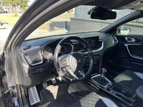 Melns Kia ProCeed 2020 Kauņa, ar dzinēja tilpumu 1.00 L un nobraukumu 60 tūkst. km par 12999 €, foto 8 vietnē AUTOMOTO.COM.LV