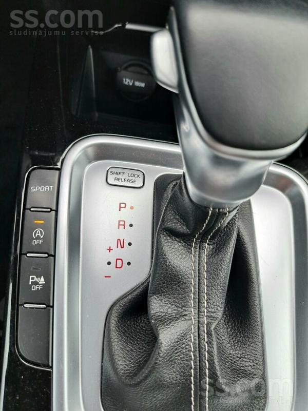 Black Kia ProCeed 2020 in Limbazi, with an engine capacity of 1.60 L and mileage of 216 thousand km for 14300 €, photo 7 on AUTOMOTO.COM.LV