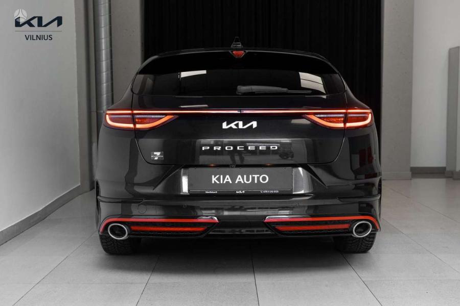 Black Kia ProCeed 2021 in Vilnius, with an engine capacity of 1.60 L and mileage of 116 thousand km for 18900 €, photo 5 on AUTOMOTO.COM.LV