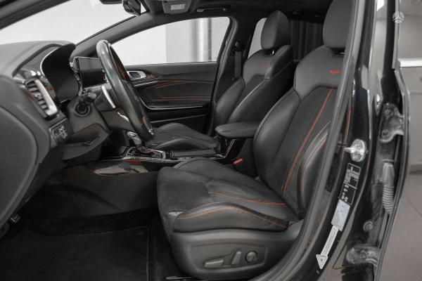 Melns Kia ProCeed 2021 Viļņa, ar dzinēja tilpumu 1.60 L un nobraukumu 116 tūkst. km par 18900 €, foto 8 vietnē AUTOMOTO.COM.LV