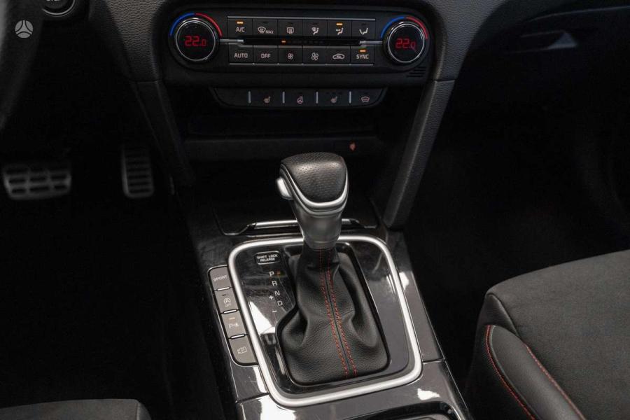 Black Kia ProCeed 2021 in Vilnius, with an engine capacity of 1.60 L and mileage of 116 thousand km for 18900 €, photo 13 on AUTOMOTO.COM.LV