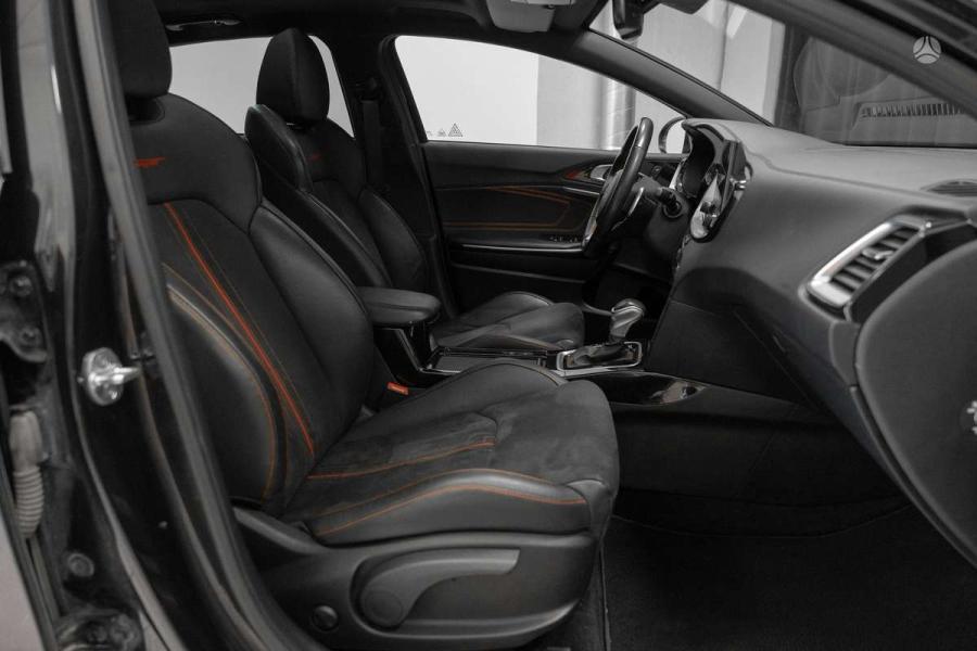Black Kia ProCeed 2021 in Vilnius, with an engine capacity of 1.60 L and mileage of 116 thousand km for 18900 €, photo 17 on AUTOMOTO.COM.LV