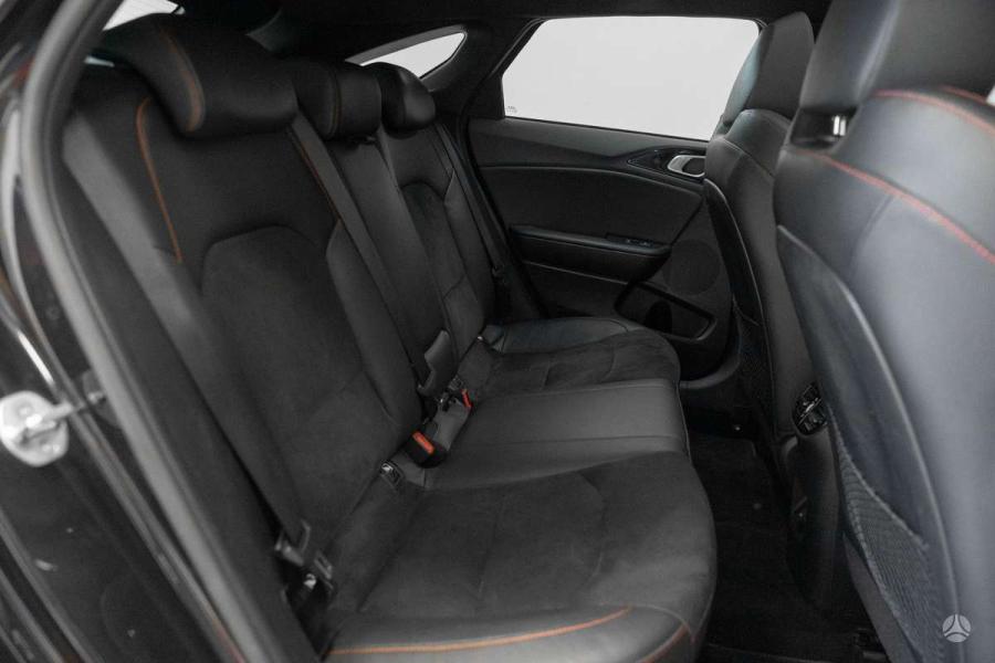 Black Kia ProCeed 2021 in Vilnius, with an engine capacity of 1.60 L and mileage of 116 thousand km for 18900 €, photo 18 on AUTOMOTO.COM.LV