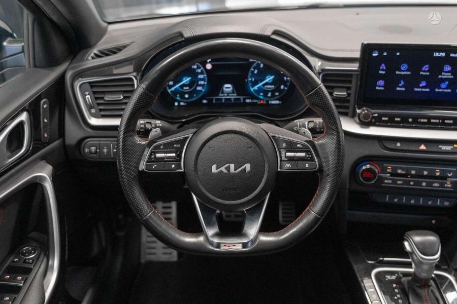 Black Kia ProCeed 2021 in Vilnius, with an engine capacity of 1.60 L and mileage of 116 thousand km for 18900 €, photo 19 on AUTOMOTO.COM.LV